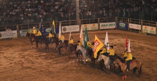 EM REALIZAÇÃO A PRIMEIRA NOITE DO RODEIO TOP TEAM, EM...